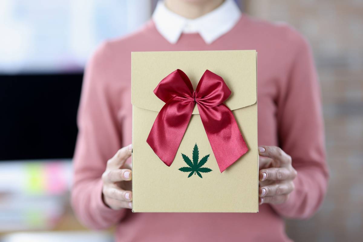 Coffret-cadeau beauté : et si vous optiez pour des produits au CBD ... Coffret-cadeau beauté : et si vous optiez pour des produits au CBD ...